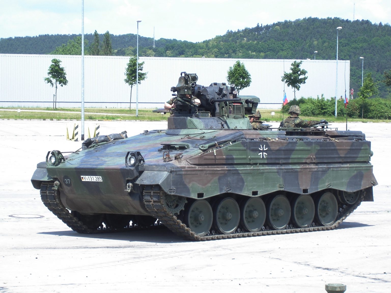 Diehl Defence startet Bau eines neuen Innovationszentrums in Überlingen ...